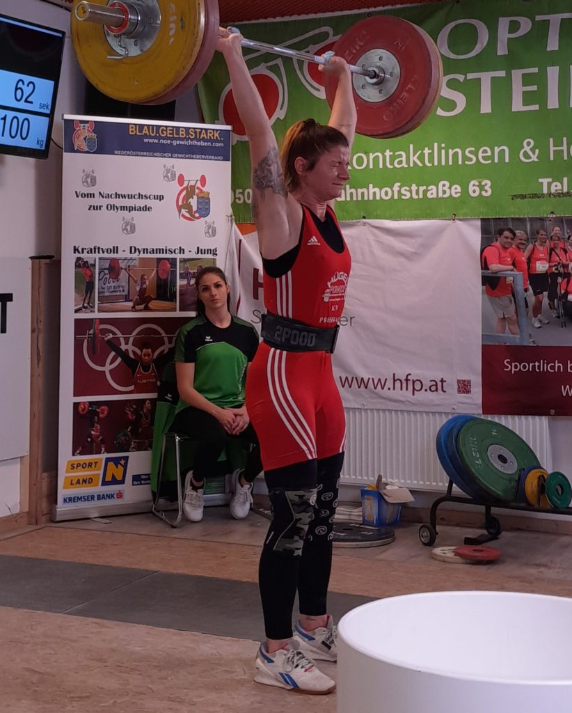 NÖ-Landesmeisterschaft im Gewichtheben. Cosovic mit 100kg Traummarke ...